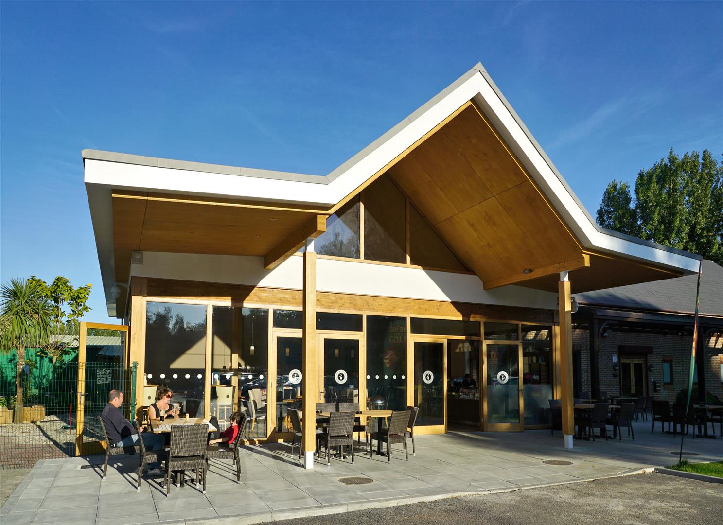 Hersham Golf Club – 1 | SCd Architects